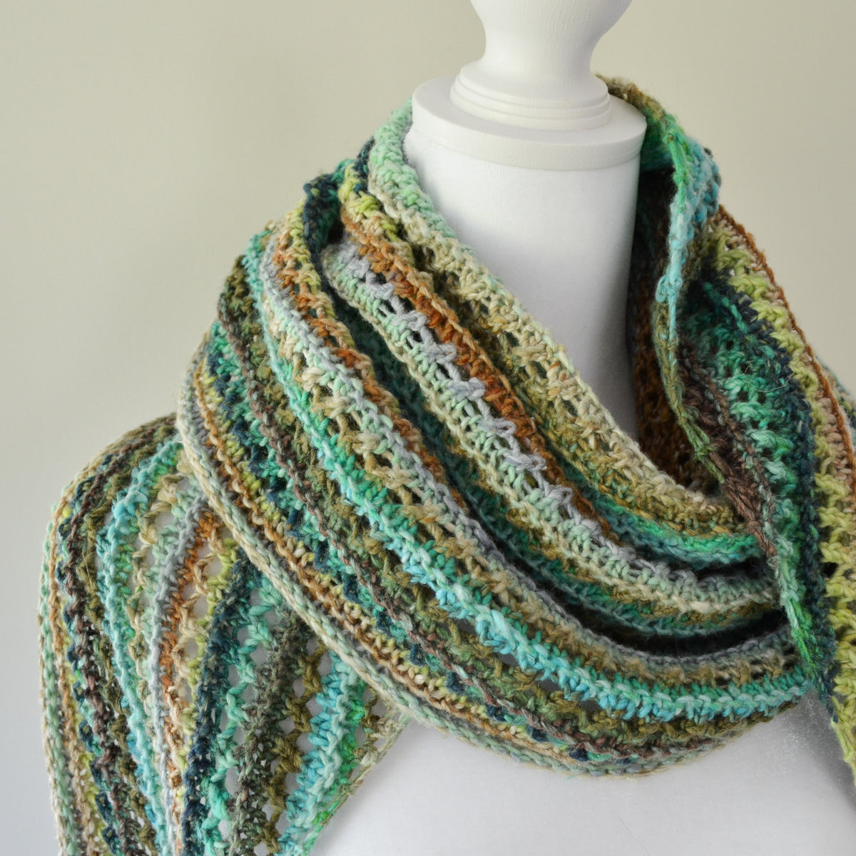 Cerulean Shawl Pattern – Three Birds Yarn Studio